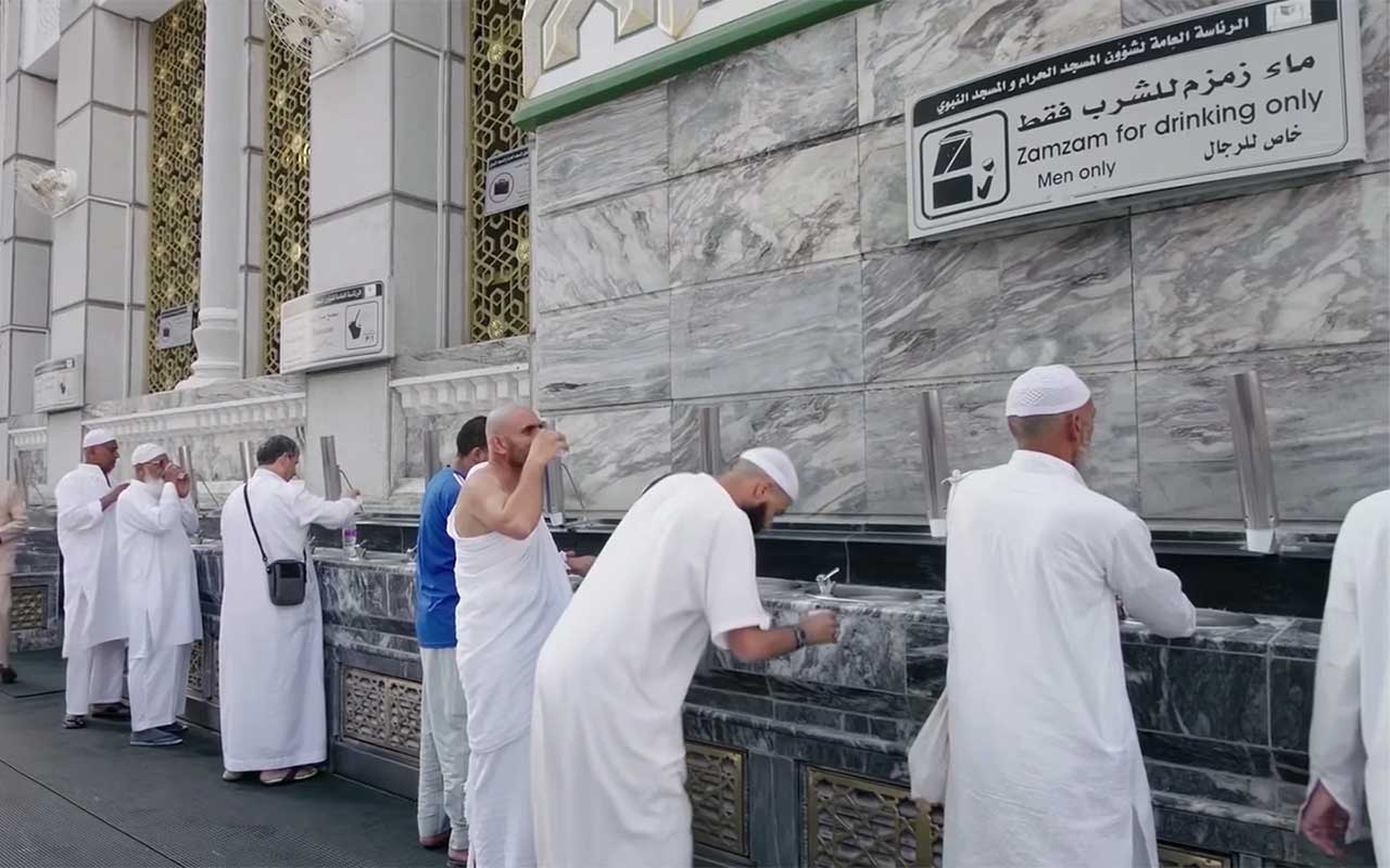 Zamzam Water, Story, Dua & 6 Surprising Benefits | islamtics